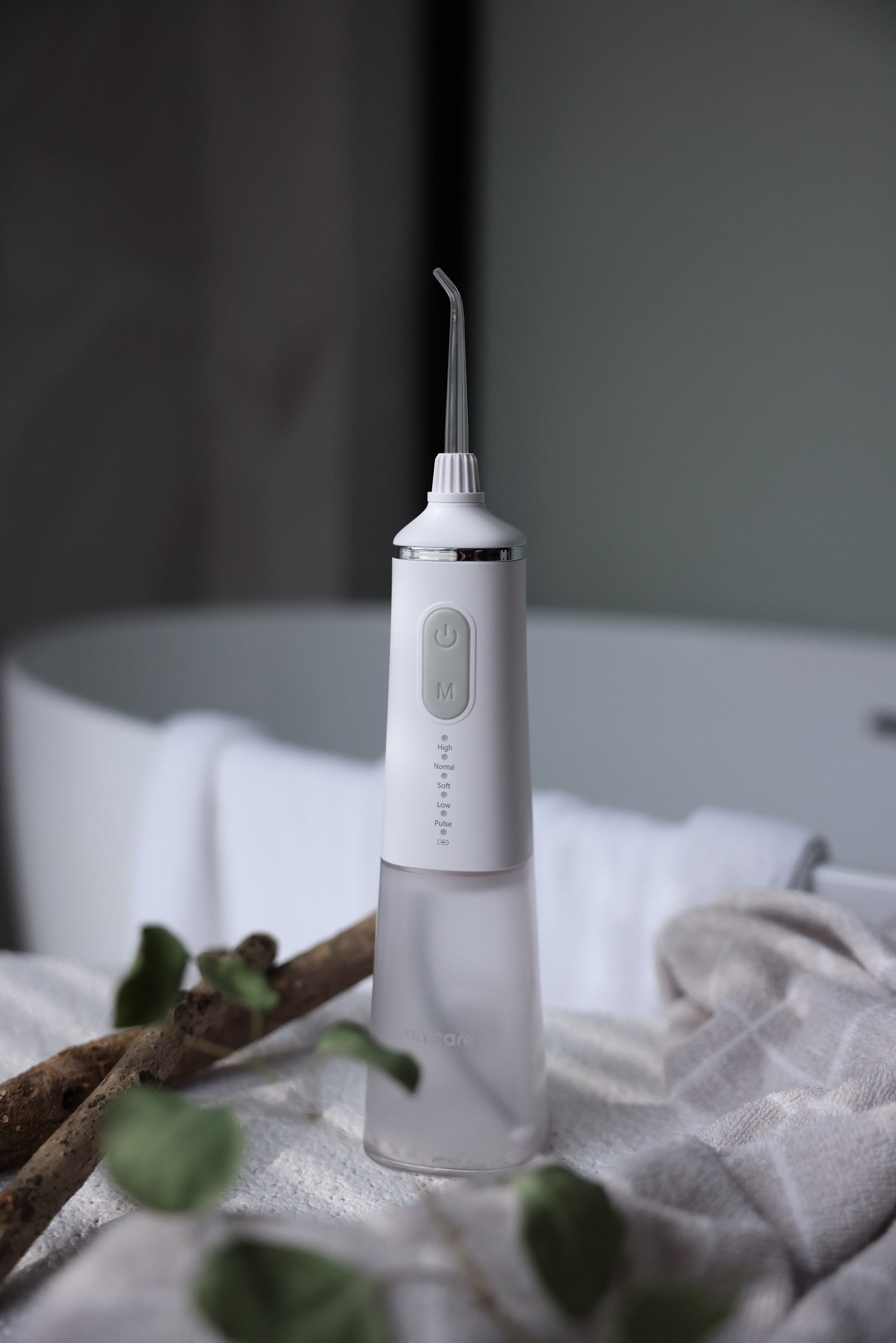 【良品工研所讀者專屬】unicare®USB充電攜帶型高效電動沖牙機